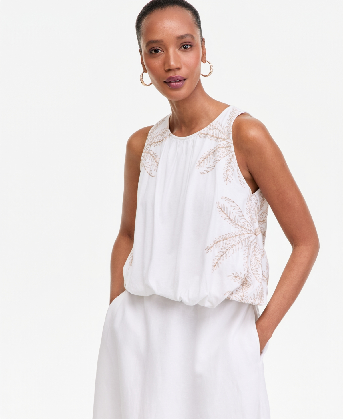 Click here for I.n.c. International Concepts Womens Sleeveless Em... prices