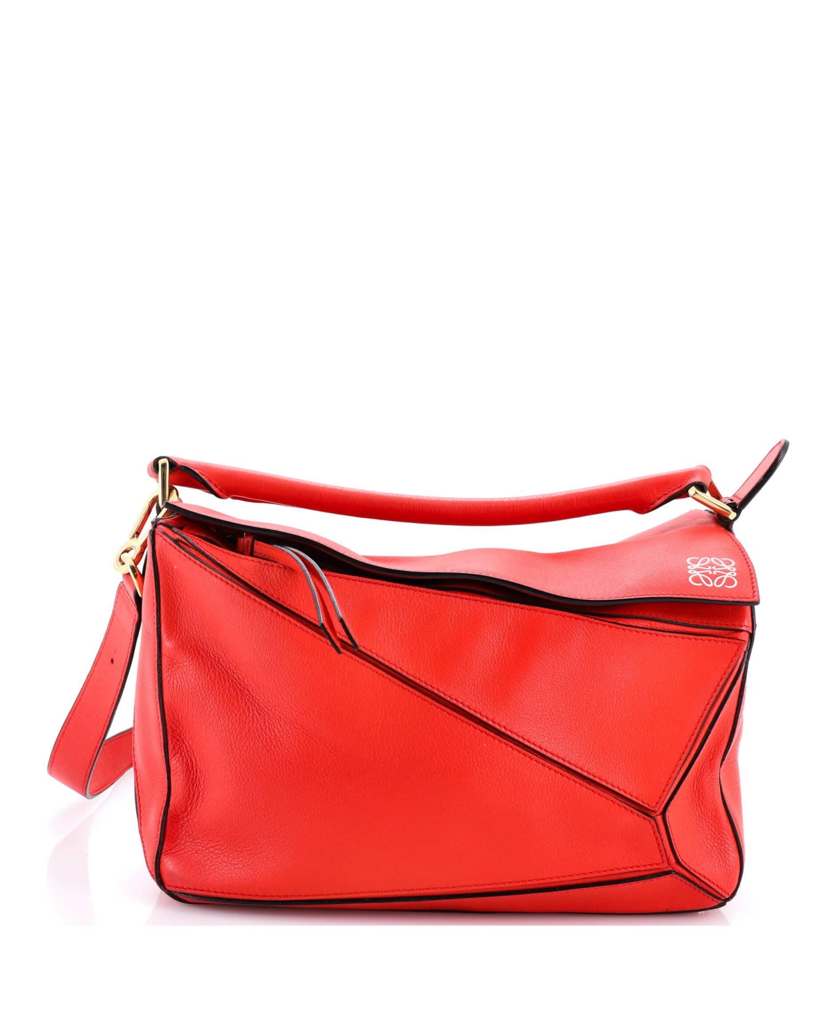 Click here for Pre-Owned Loewe Medium Puzzle Bag Leather - Red prices