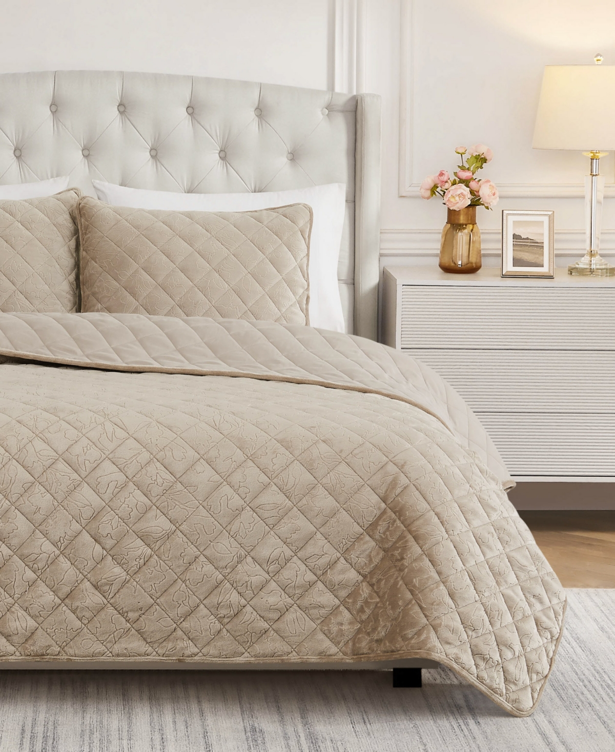 Click here for Bcbg Maeve Embossed Plush 3-Pc. Quilt Set  Full/Qu... prices