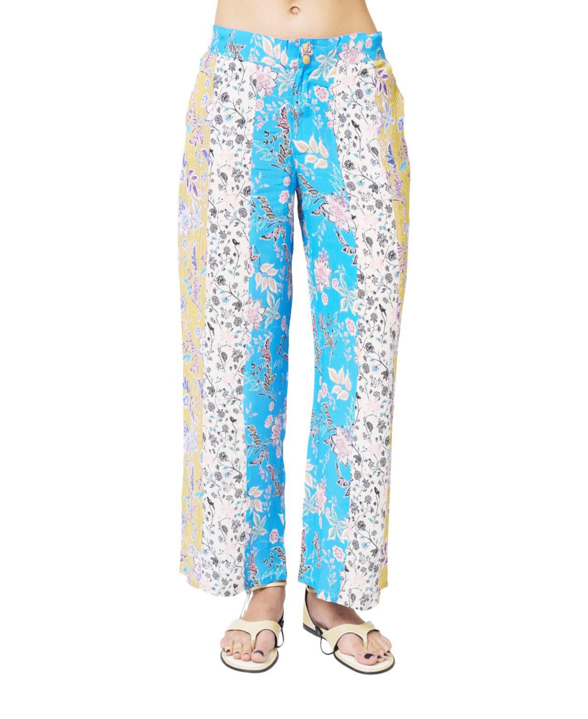 Click here for Central Park West Womens Maisie Floral Blocked Pan... prices