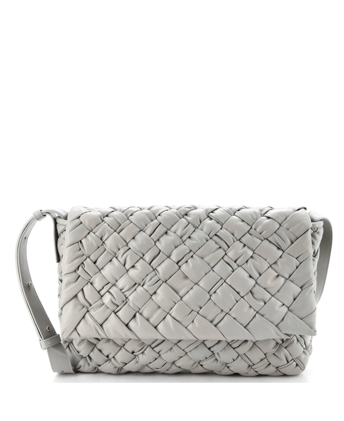 Click here for Pre-Owned Bottega Veneta Medium Rumple Messenger B... prices