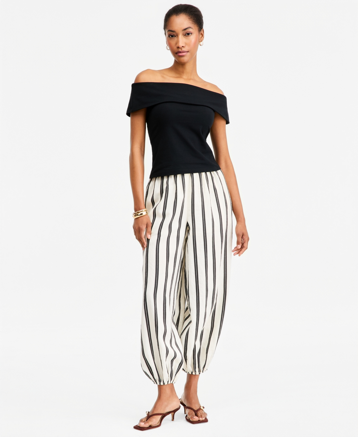 Click here for On 34th Womens Textured Balloon Pants  Macys Exclu... prices