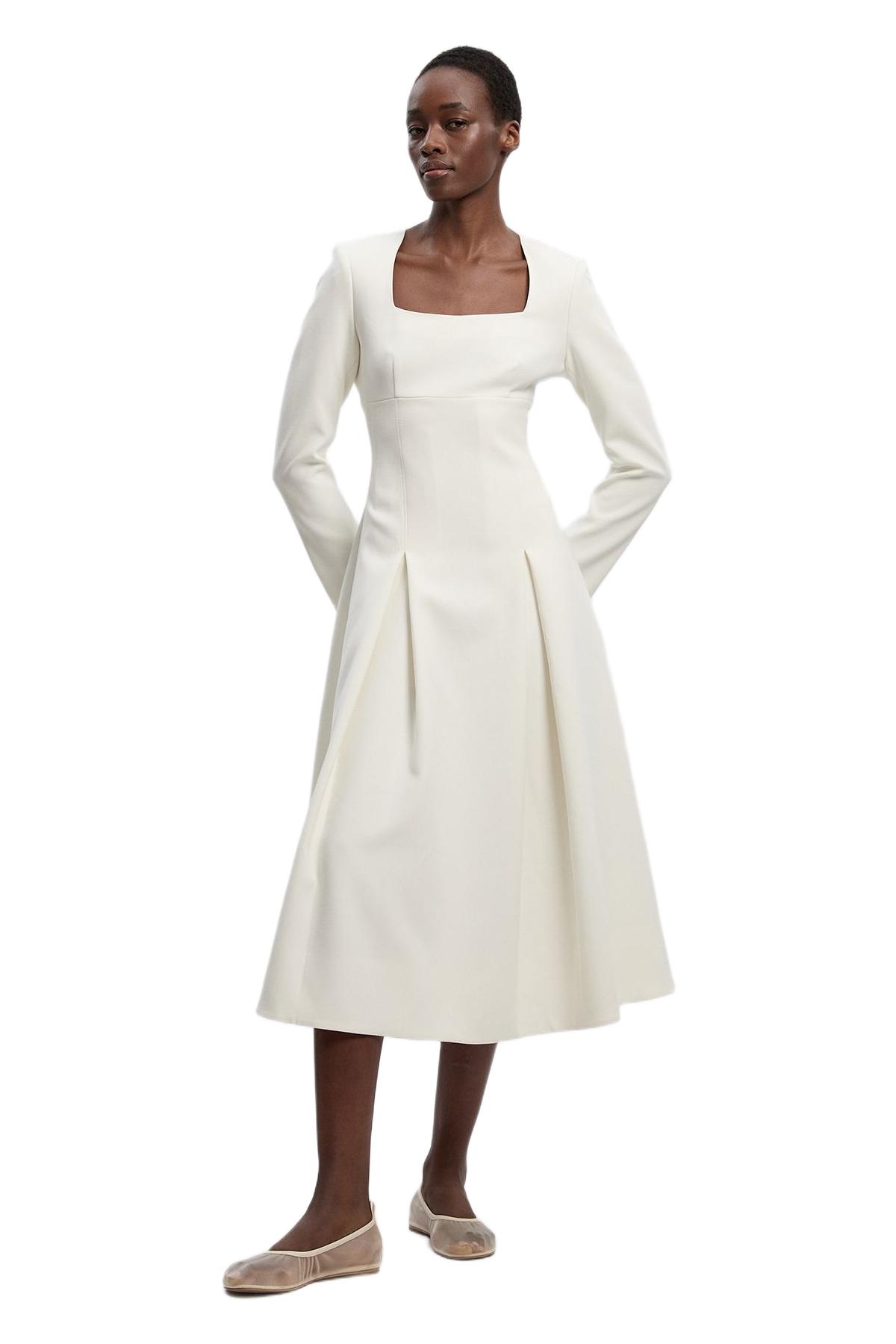 Click here for Karen Millen Womens Stretch Sweetheart Neck Midi D... prices