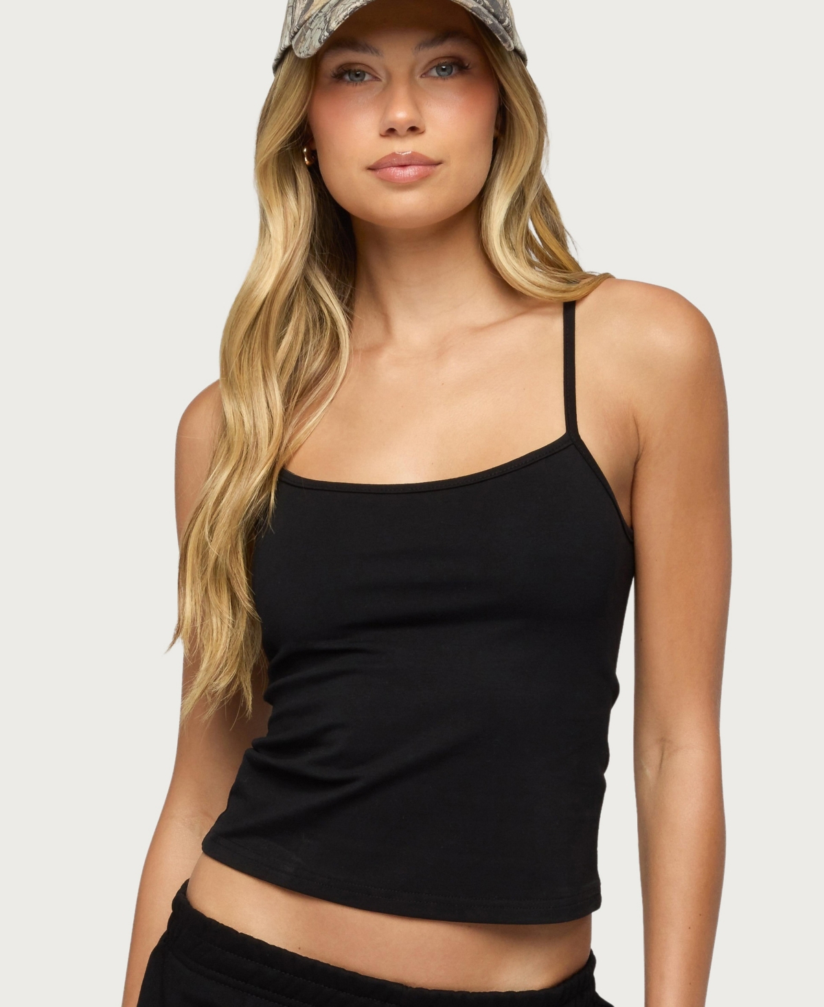 Click here for Edikted Womens Cataleya Tank Top - Black prices