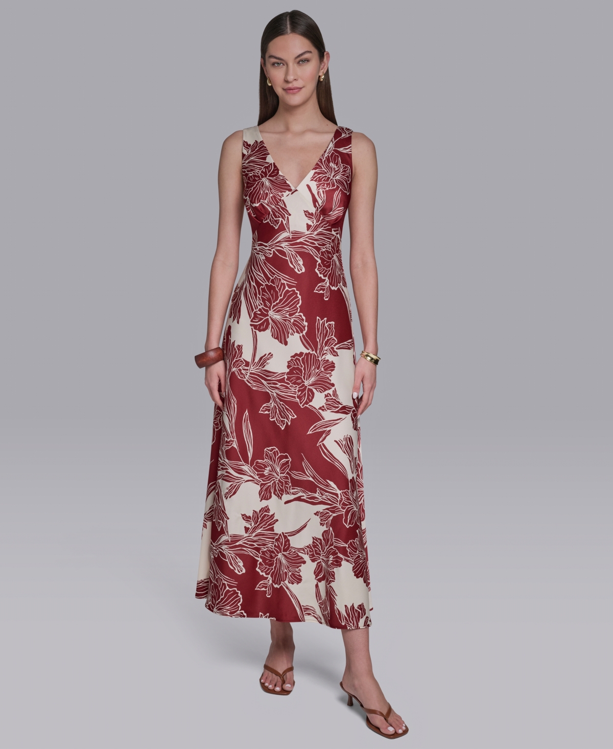 Click here for Halston Womens Sleeveless Hibiscus Printed V-Neck... prices
