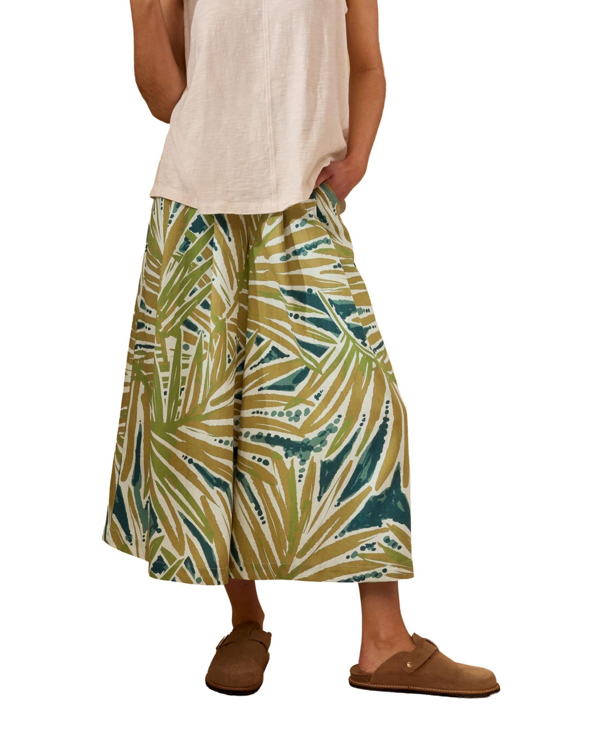 Click here for Celtic & Co. Womens Printed Midi Wide Leg Culottes... prices