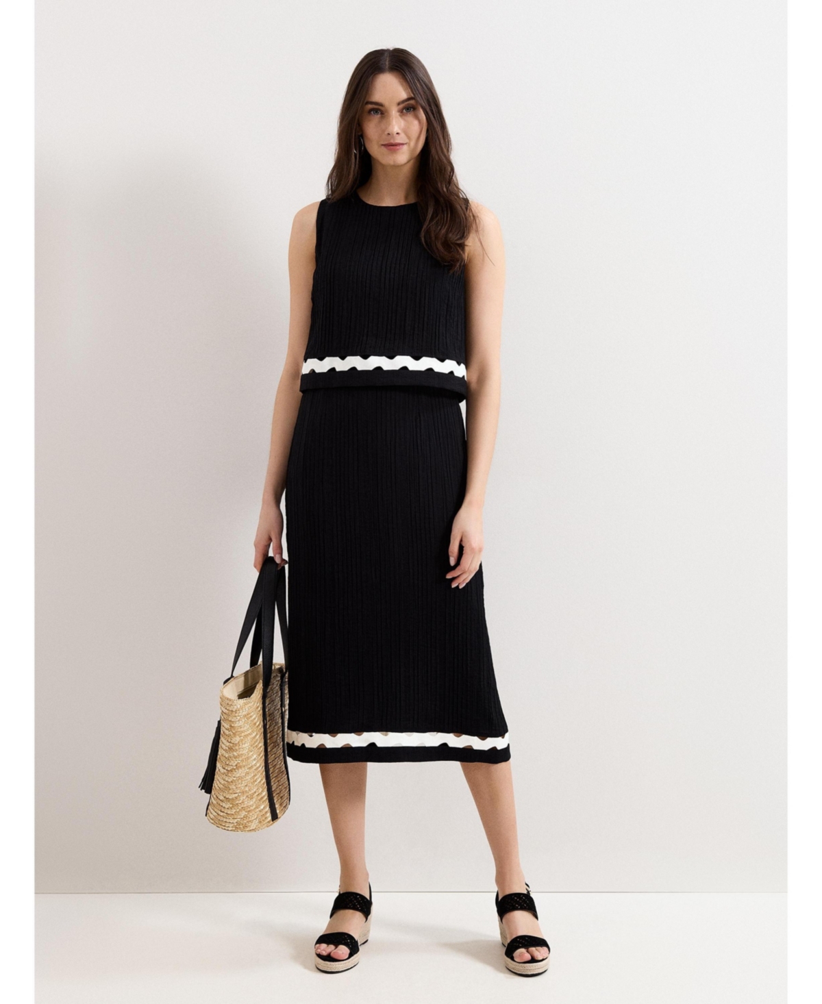 Click here for Phase Eight Womens Claire Dress - Black prices