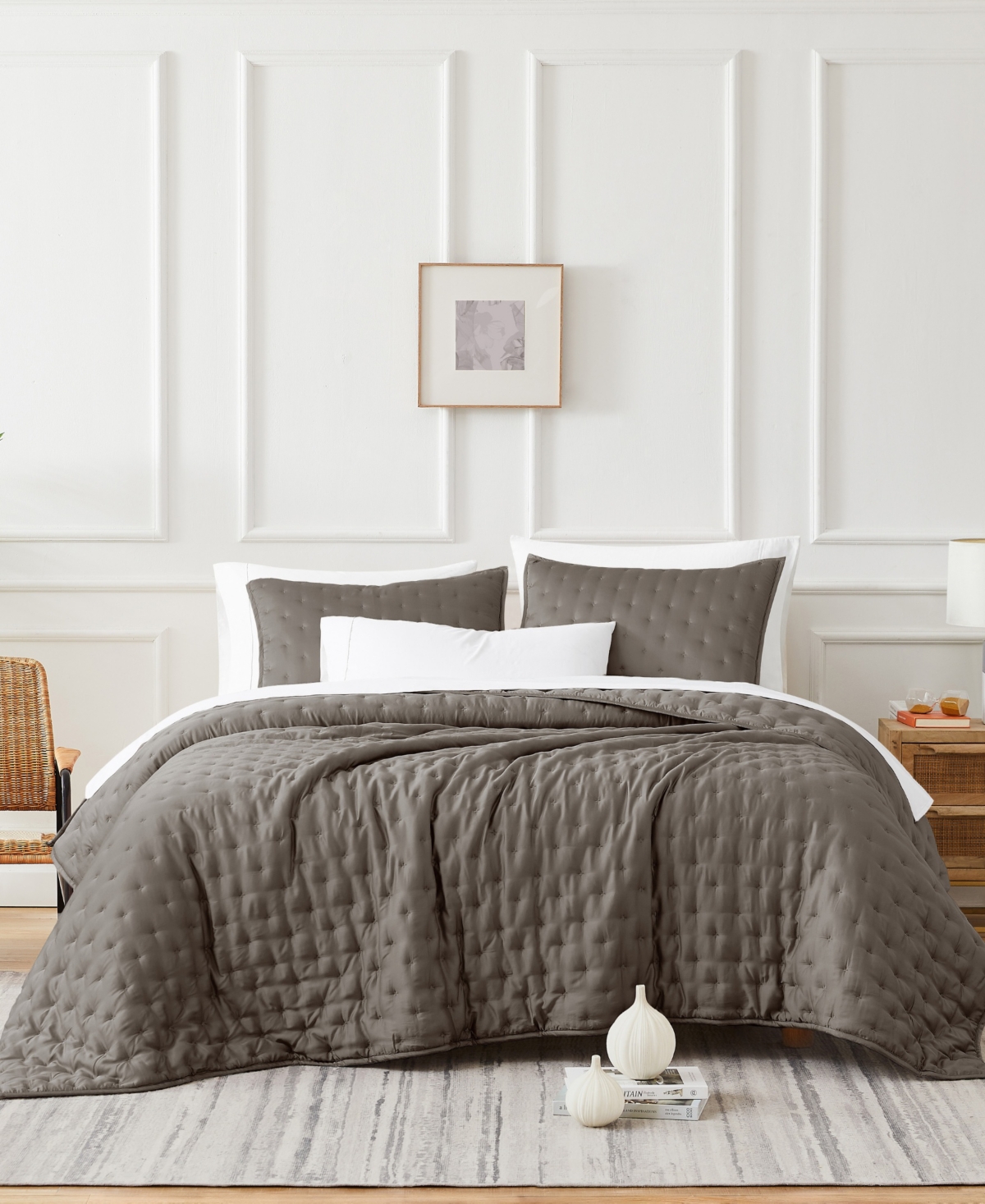 Click here for Southshore Fine Linens Luxurious 100 Viscose 3-Pc.... prices