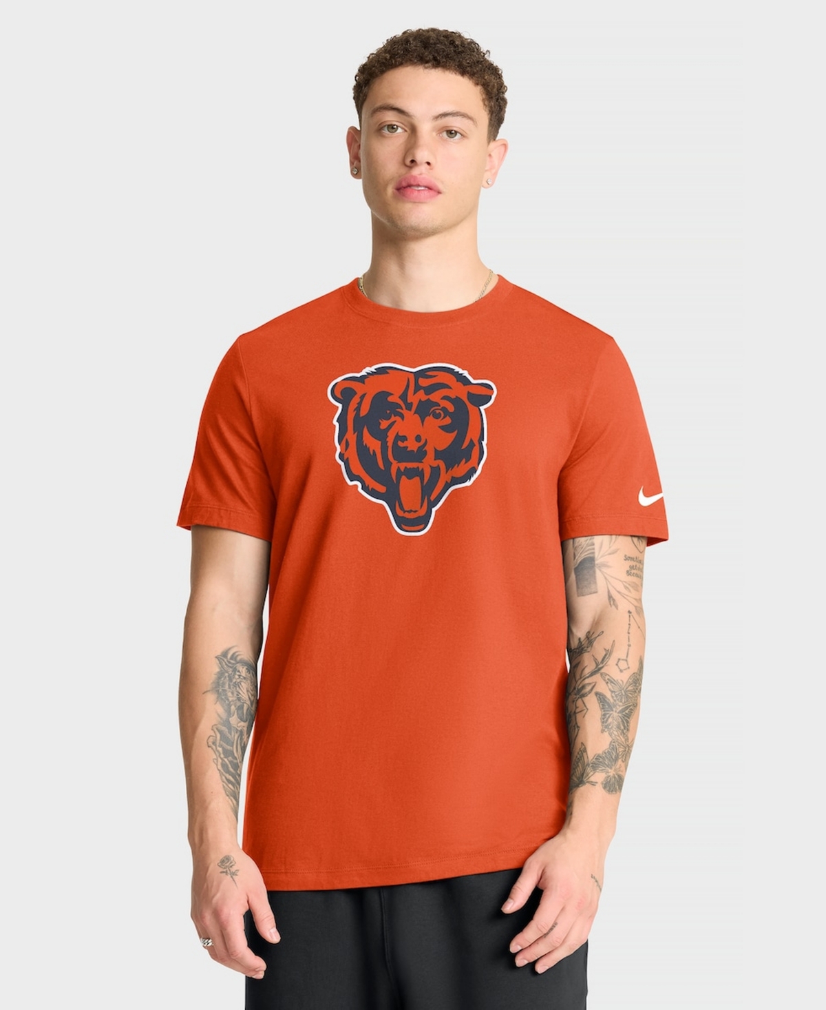Click here for Nike Mens Orange Chicago Bears Essential Logo T-Sh... prices