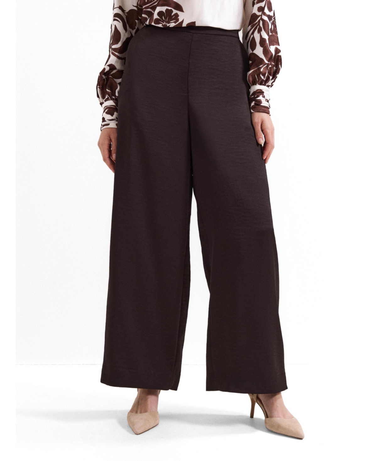 Click here for Phase Eight Womens Beccy Wide-Leg Satin Trousers -... prices