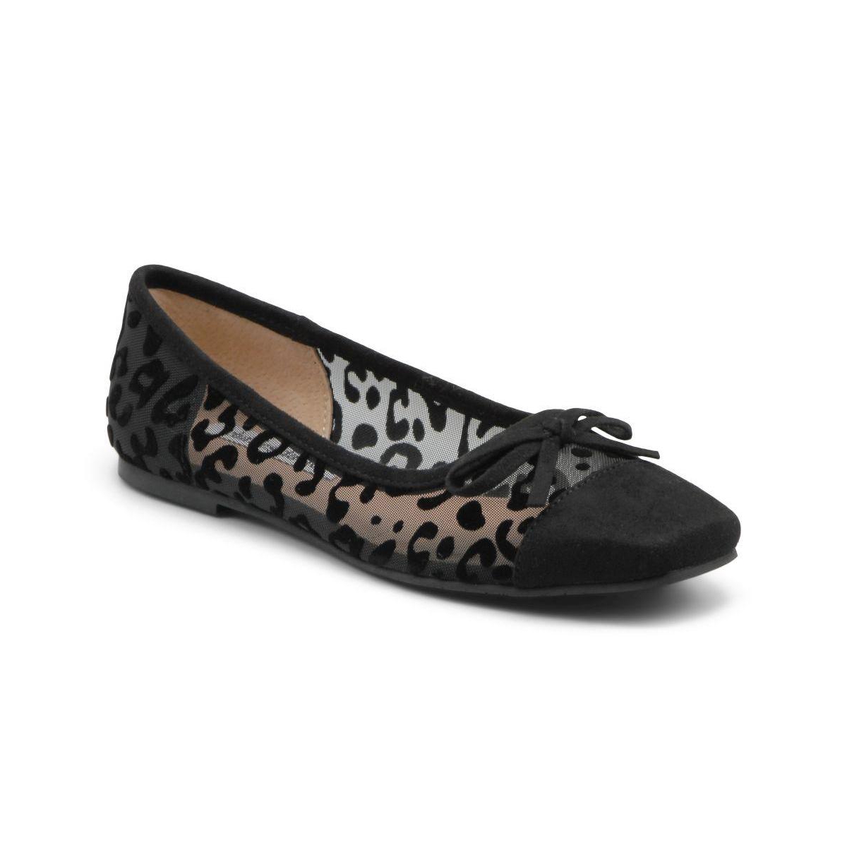 Click here for Charles David Womens Simply Flat Dress Ballet Insp... prices