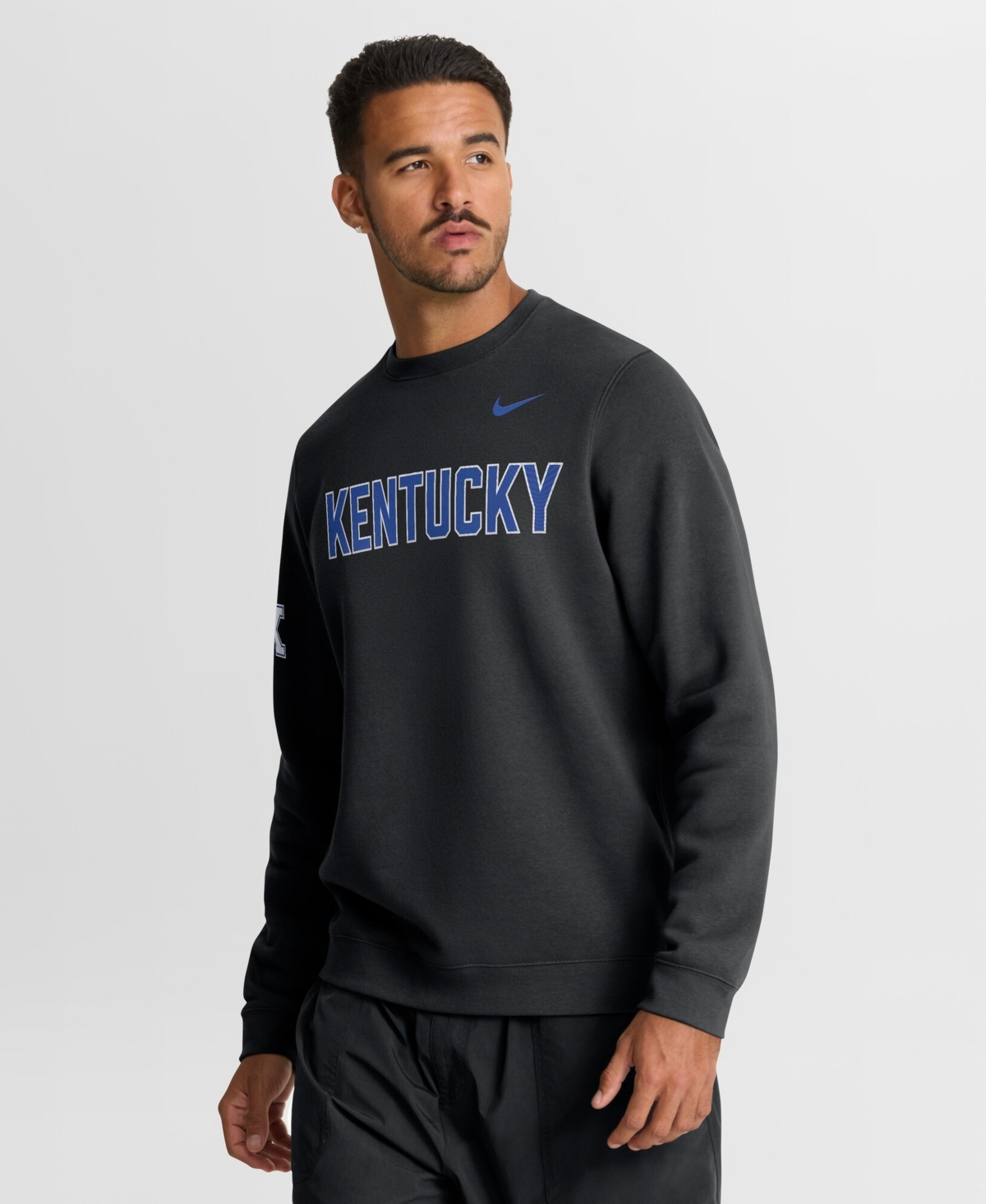 Click here for Nike Mens Black Kentucky Wildcats 2026 Sideline Cl... prices