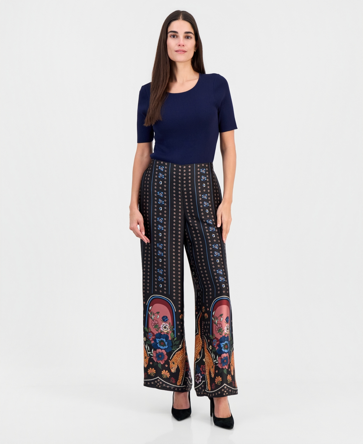 Click here for T Tahari Womens Placed-Print Pull-On Wide-Leg Pant... prices