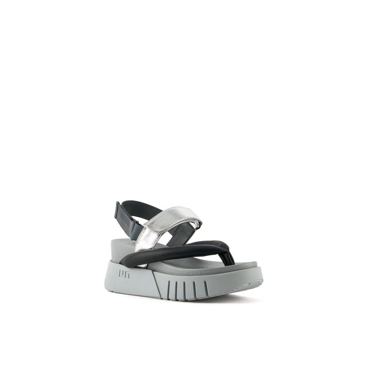 Click here for United Nude Womens Delta Tong - Steel prices