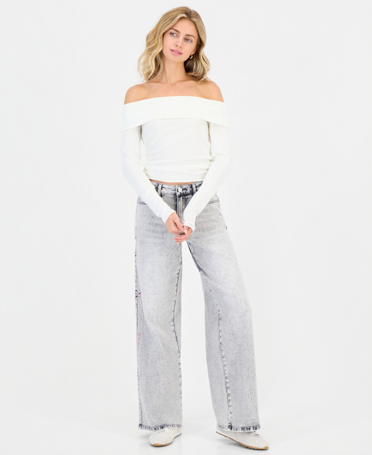 Click here for Madden Girl Womens Ultra 90s High-Rise Wide-Leg Je... prices