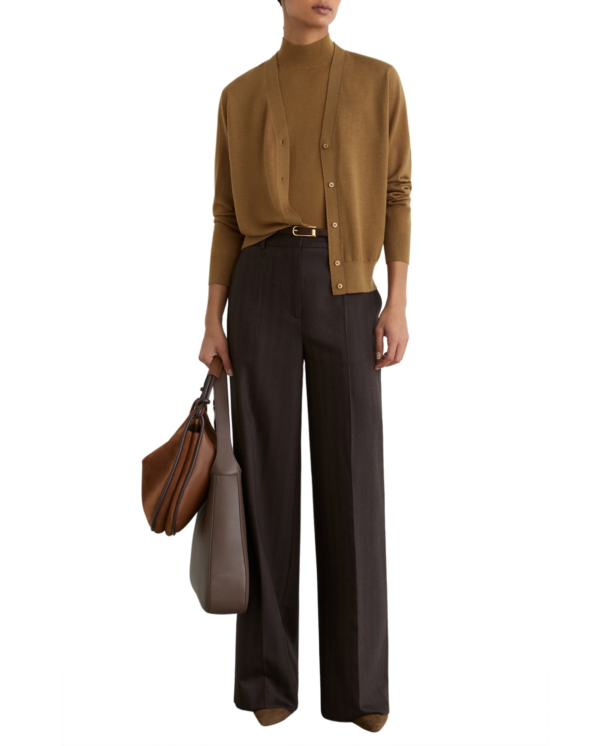 Click here for Reiss Womens Simi Merino Wool V-Neck Cardigan Swea... prices