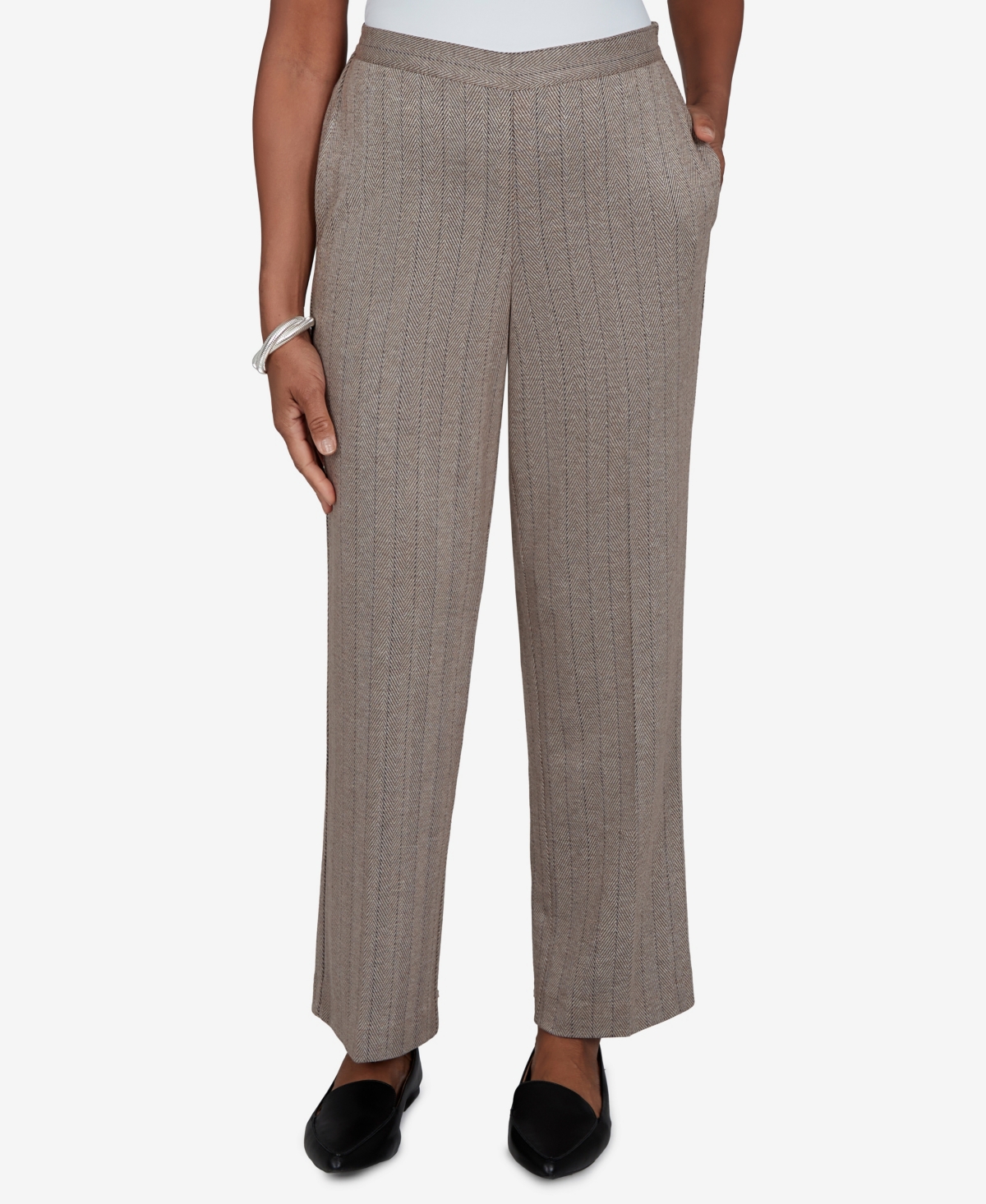 Click here for Alfred Dunner Petite Mid-Rise Straight Pull-On Pan... prices